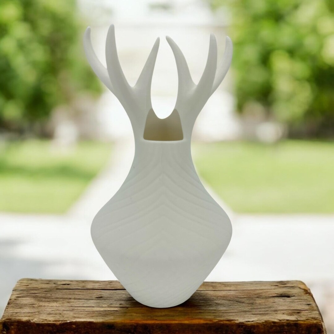 Antler Grace Vase: 9.5" Modern Cabin Decor Centerpiece - Etsy