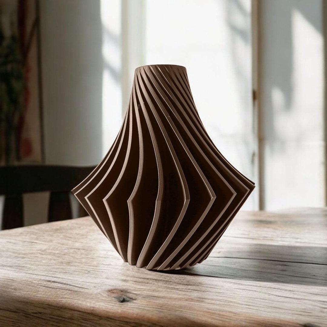 Modern Vamio Wide Vase for Home Decor – Spiral Design Flower Vase ...