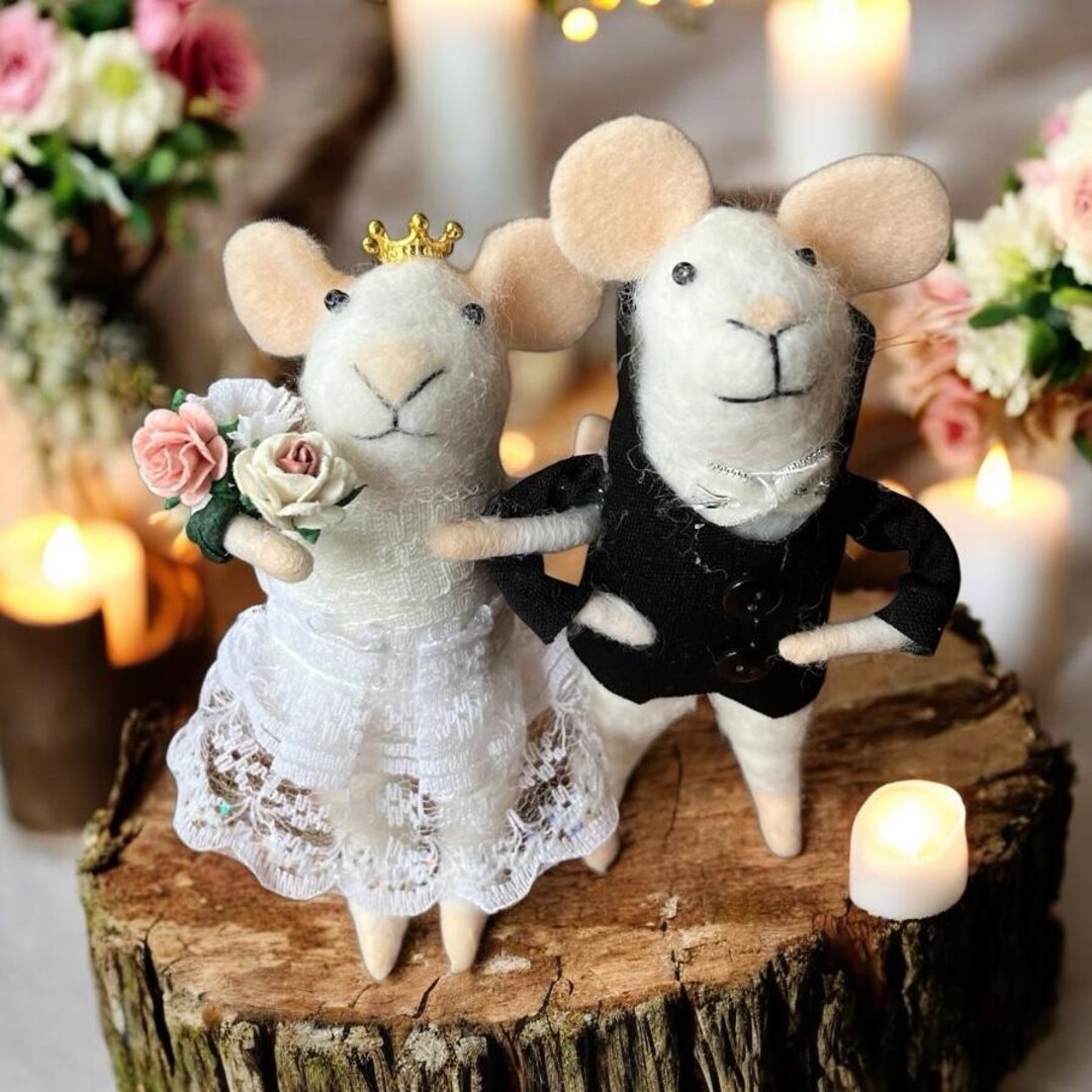 Hand Crafted Wool Felt Bride and Groom Wedding Mice Couple Gift ...