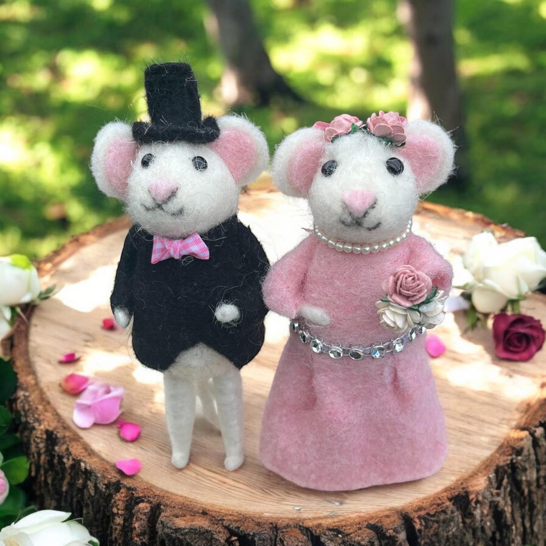 Hand Crafted Wedding Mice Bride and Groom Gift, Wool Mice Pair, Wedding ...