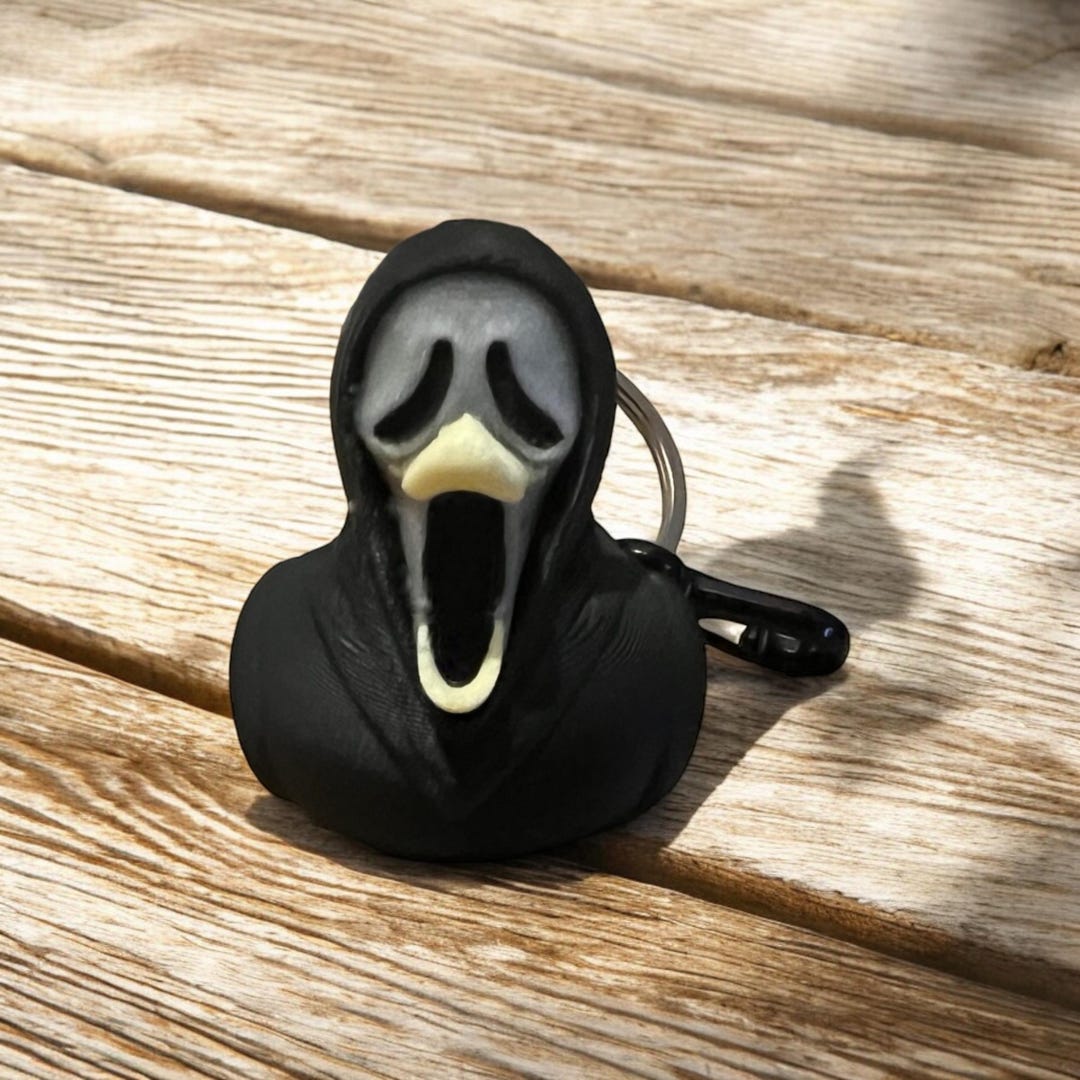 Gothic Glow-in-the-dark Keychain Handmade Scream-inspired Accessory - Etsy