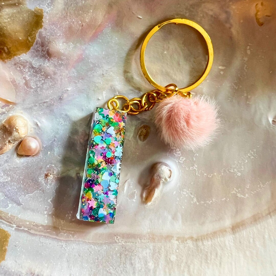 Glitter Custom Resin Initial Keychain, Personalized Resin Keychain ...