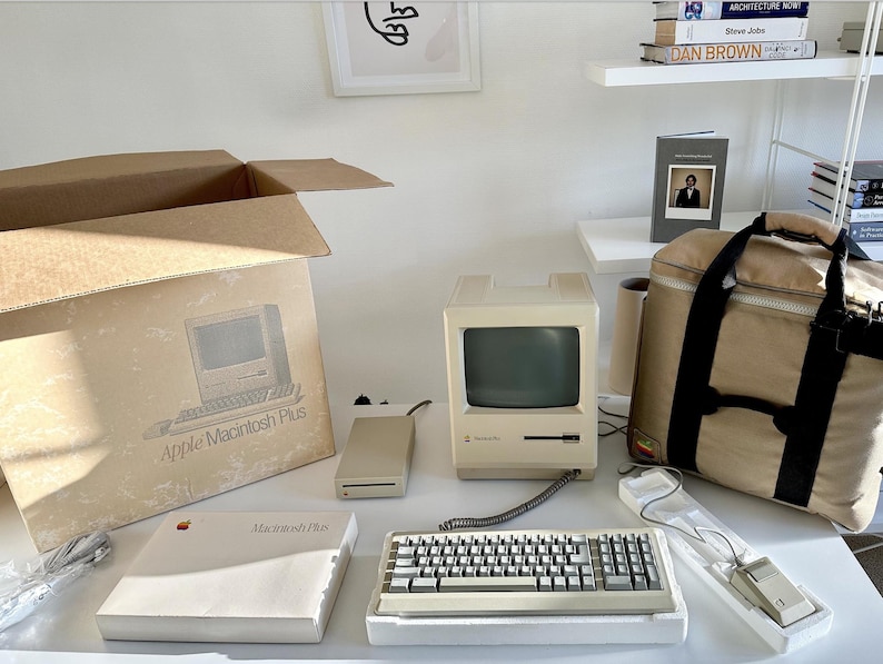 Apple Macintosh Plus With Original Box and Packaging - Etsy