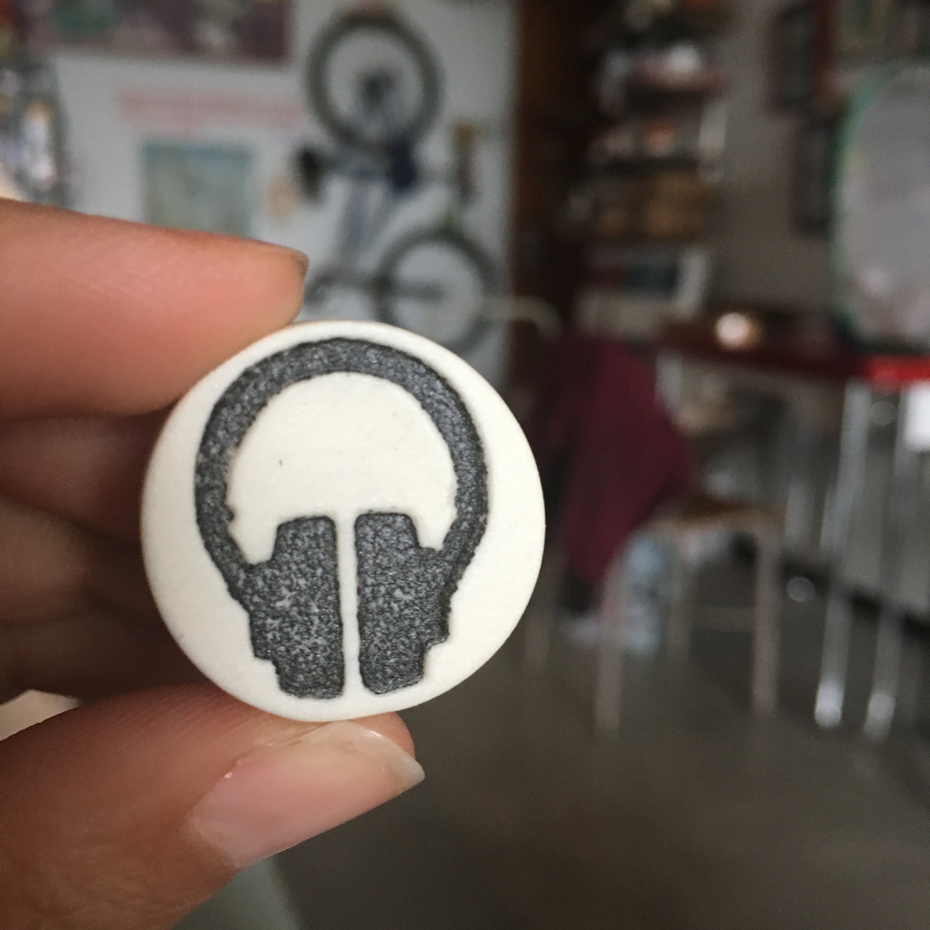 Listen to Music! Headphone Pin - Etsy