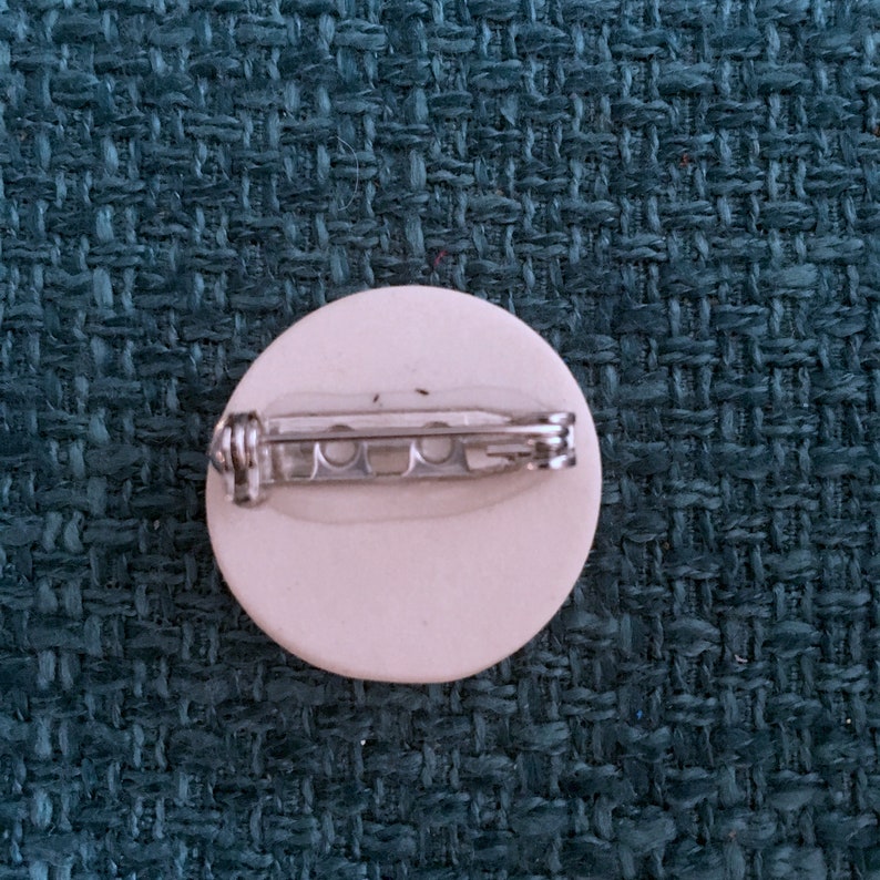 Listen to Music! Headphone Pin - Etsy