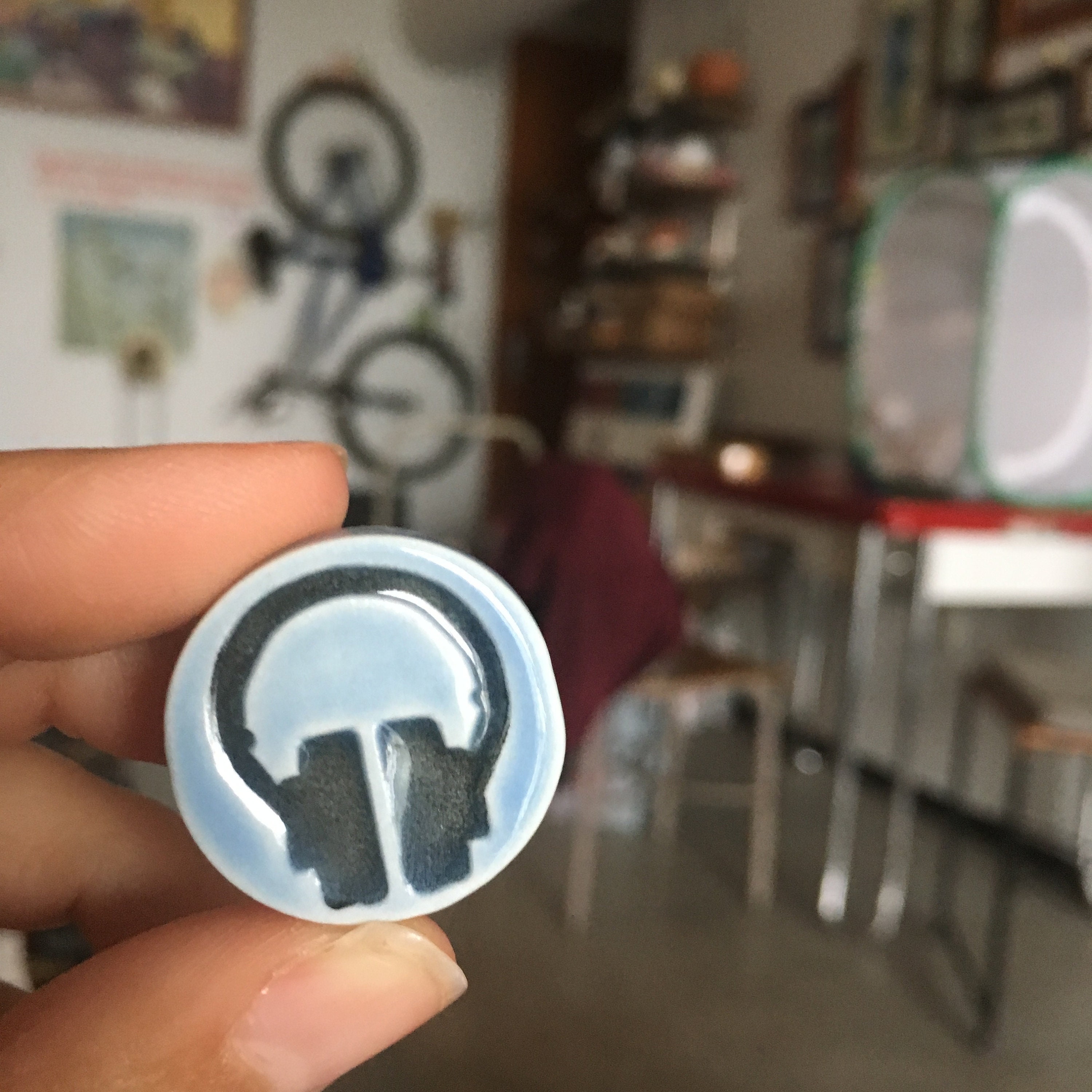 Listen to Music! Headphone Pin - Etsy