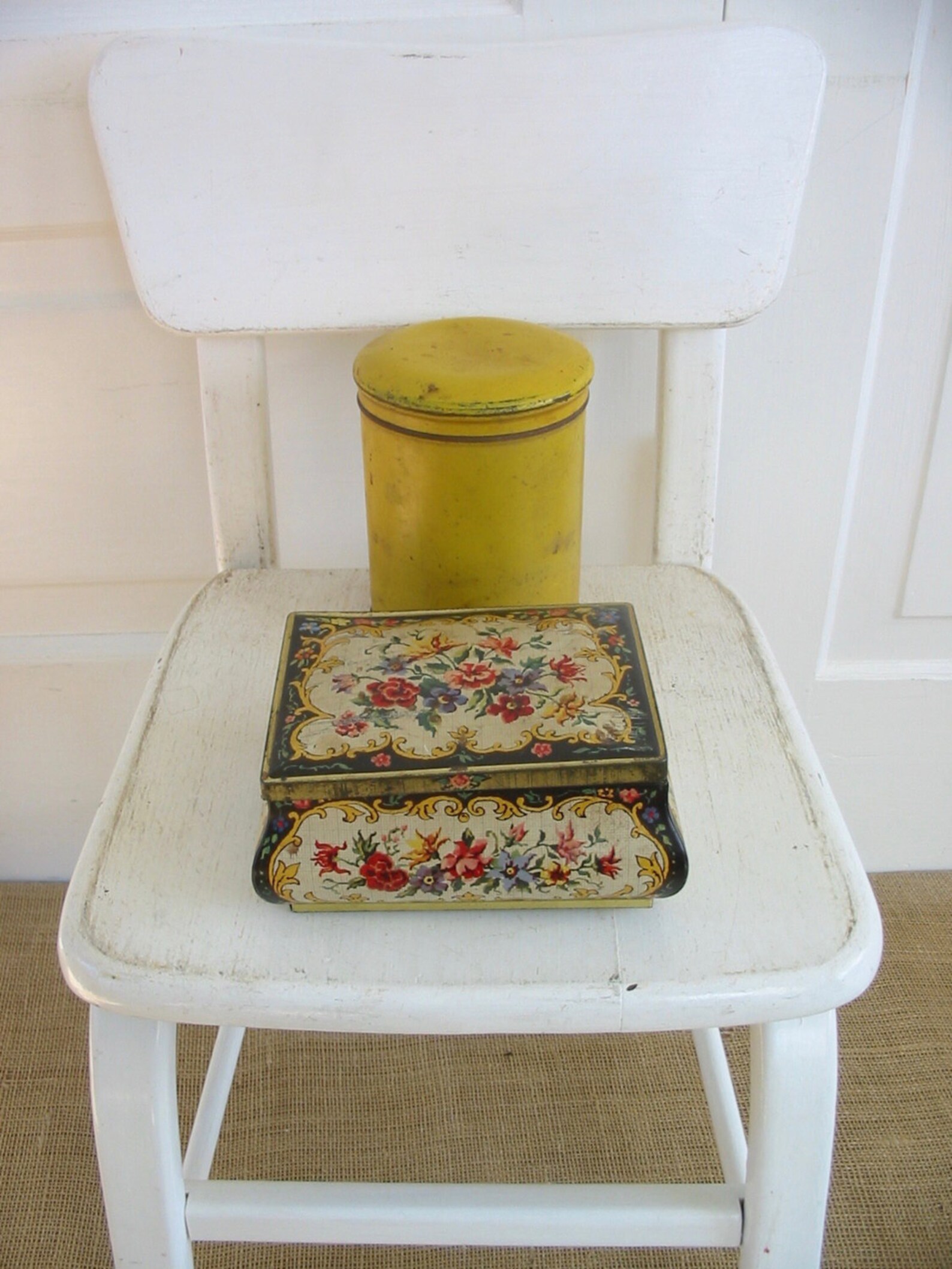 PAIR Vintage Metal Biscuit Tins Metal Box Yellow Tin - Etsy