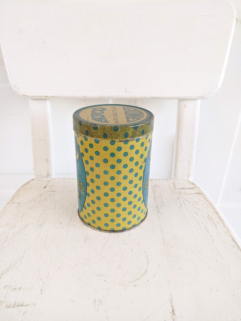 Pair Vintage Metal Tins Biscuit Tins Vintage Candy Tins | Etsy