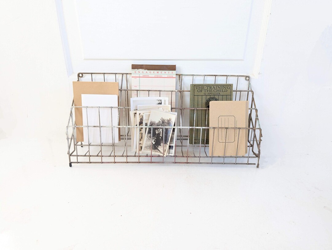 Vintage Wire Rack, Vintage Store Display, Vintage Metal Display ...
