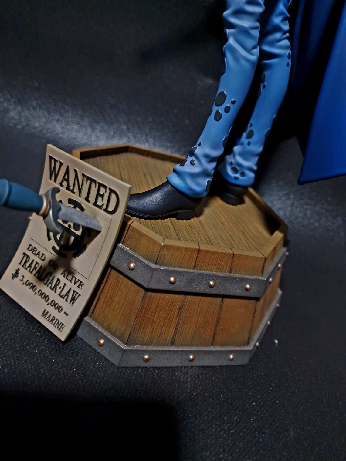 Wanted Man Resin Statue - Figure Fan Art 35cm - Etsy