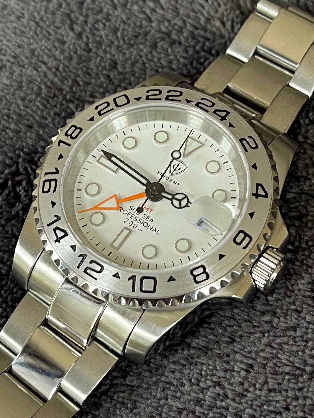 Trident Subsea 200 GMT Explorer 2 Style Dive Watch - Etsy