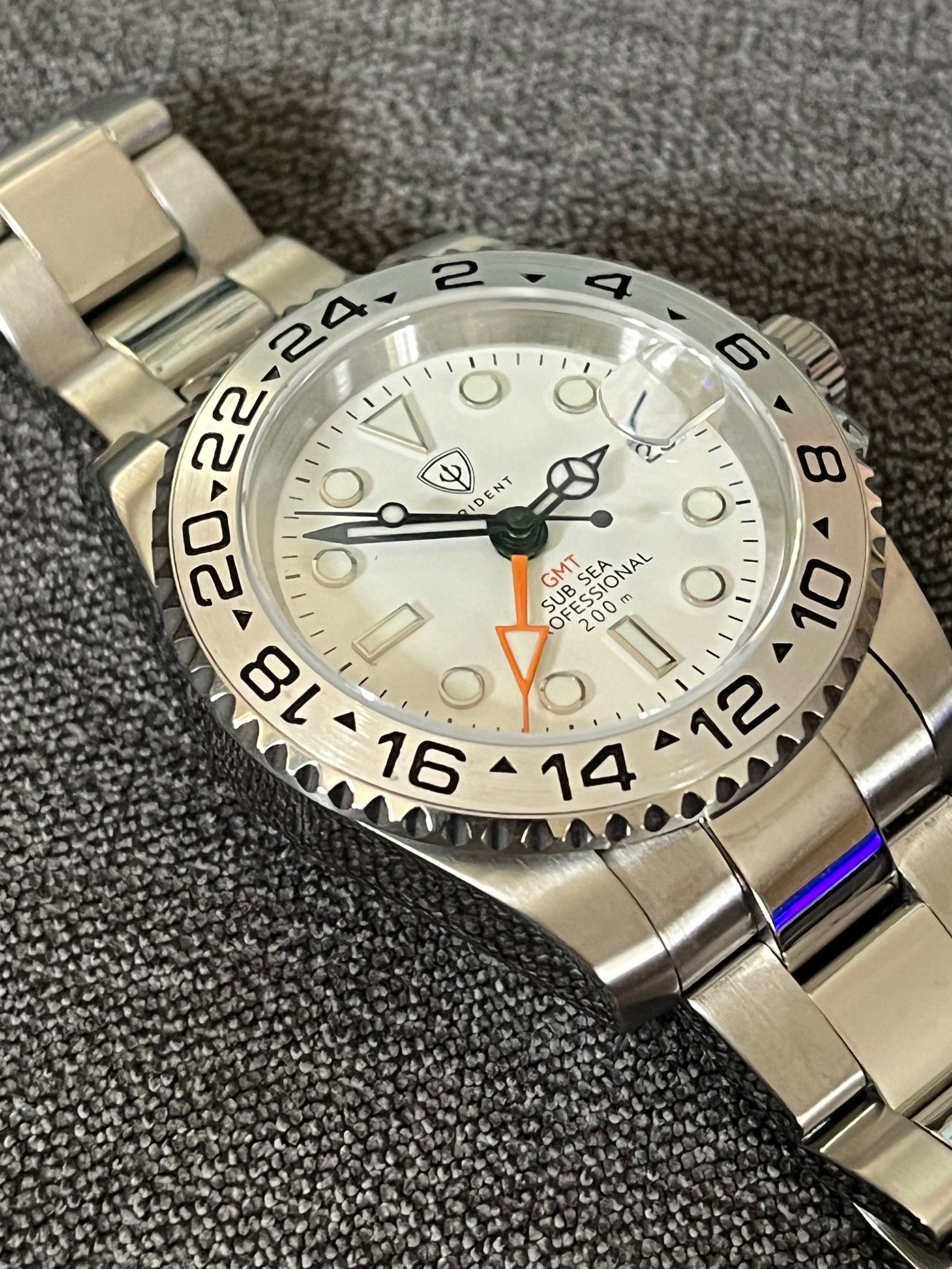 Trident Subsea 200 GMT Explorer 2 Style Dive Watch - Etsy