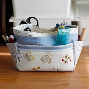 Pattern; Sewing Kit Bag / Flower / English Tutorial for Sewing Kit Bag ...