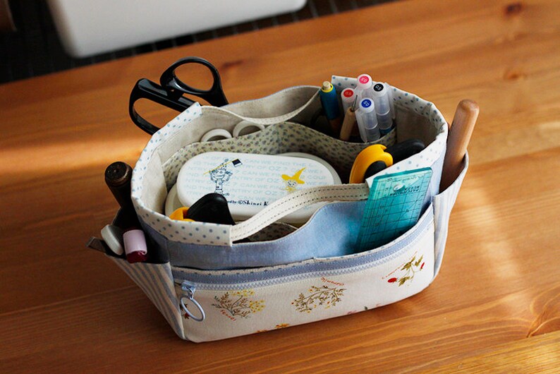 Pattern Sewing Kit Bag / Flower / English Tutorial for Sewing | Etsy