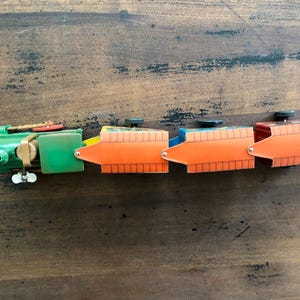 Tin Train Wind-up Toy / Reproduction / Russ Berrie & Co. Yesterdays ...