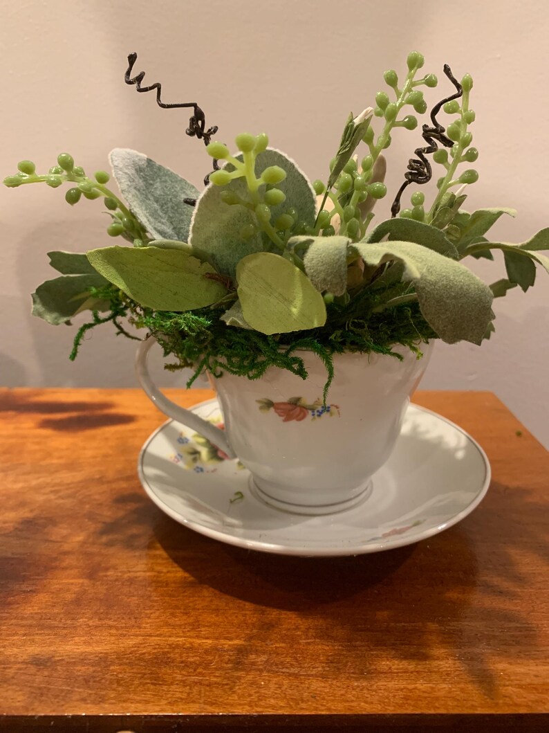 Vintage Easter Bunny Teacup Arrangement - Etsy