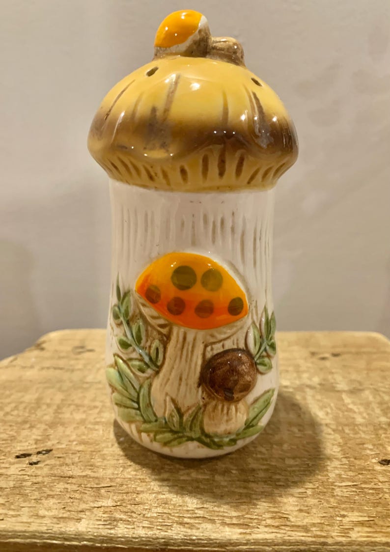 Vintage Sears Roebuck Merry Mushrooms DAMAGED. Please Read Description ...