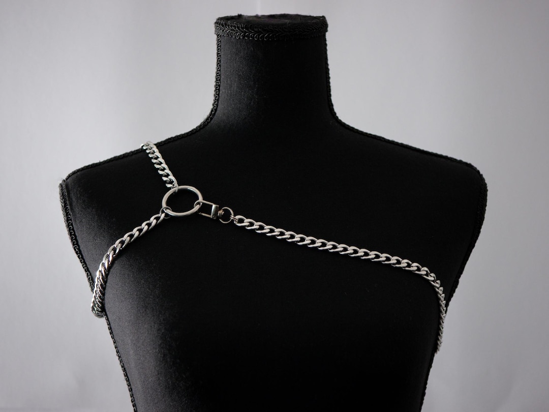 Asymmetrical Stainless Steel Shoulder Chain Harness: O-ring Body ...