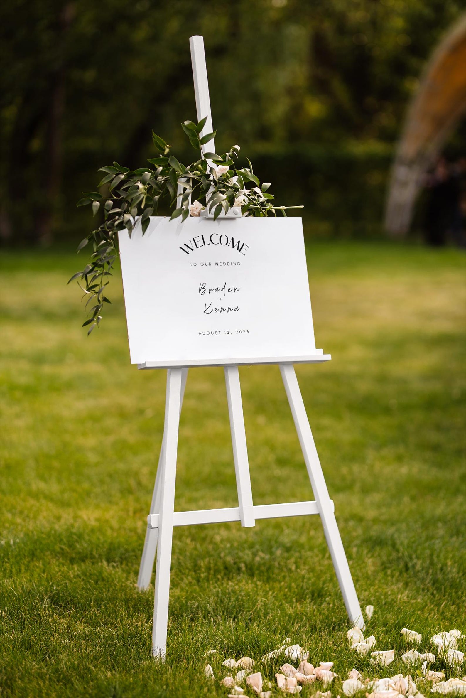 Modern Wedding Welcome Sign Black and White Minimal Wedding Sign for ...