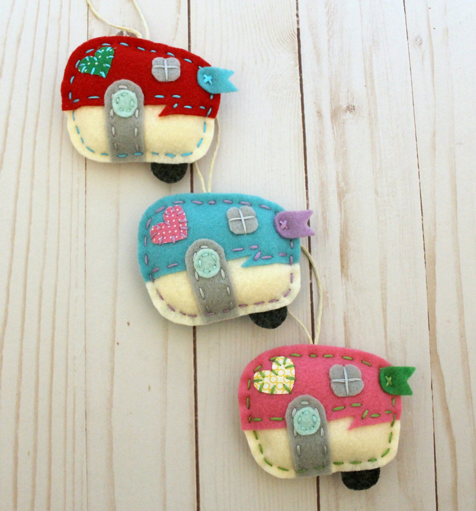 Felt Camper Ornament. Sewing Pattern. PDF Pattern. Digital Pattern ...