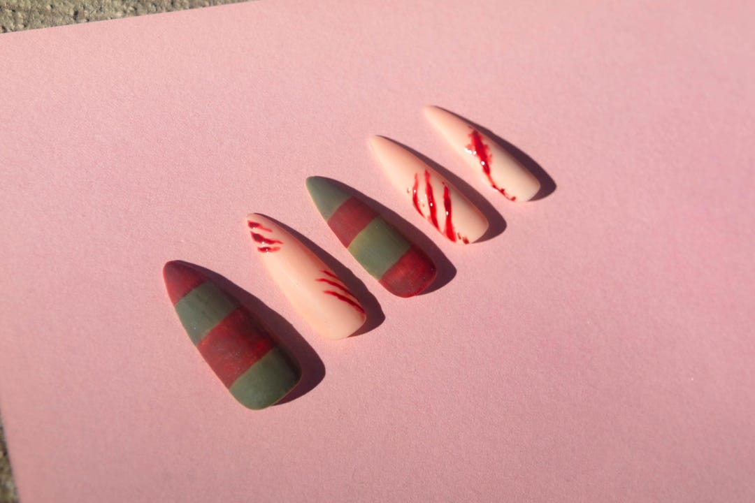 Freddy Krueger ‘A Nightmare on Elm Street’ Themed Halloween Custom ...