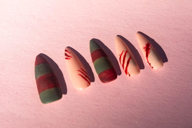 Freddy Krueger ‘A Nightmare on Elm Street’ Themed Halloween Custom ...