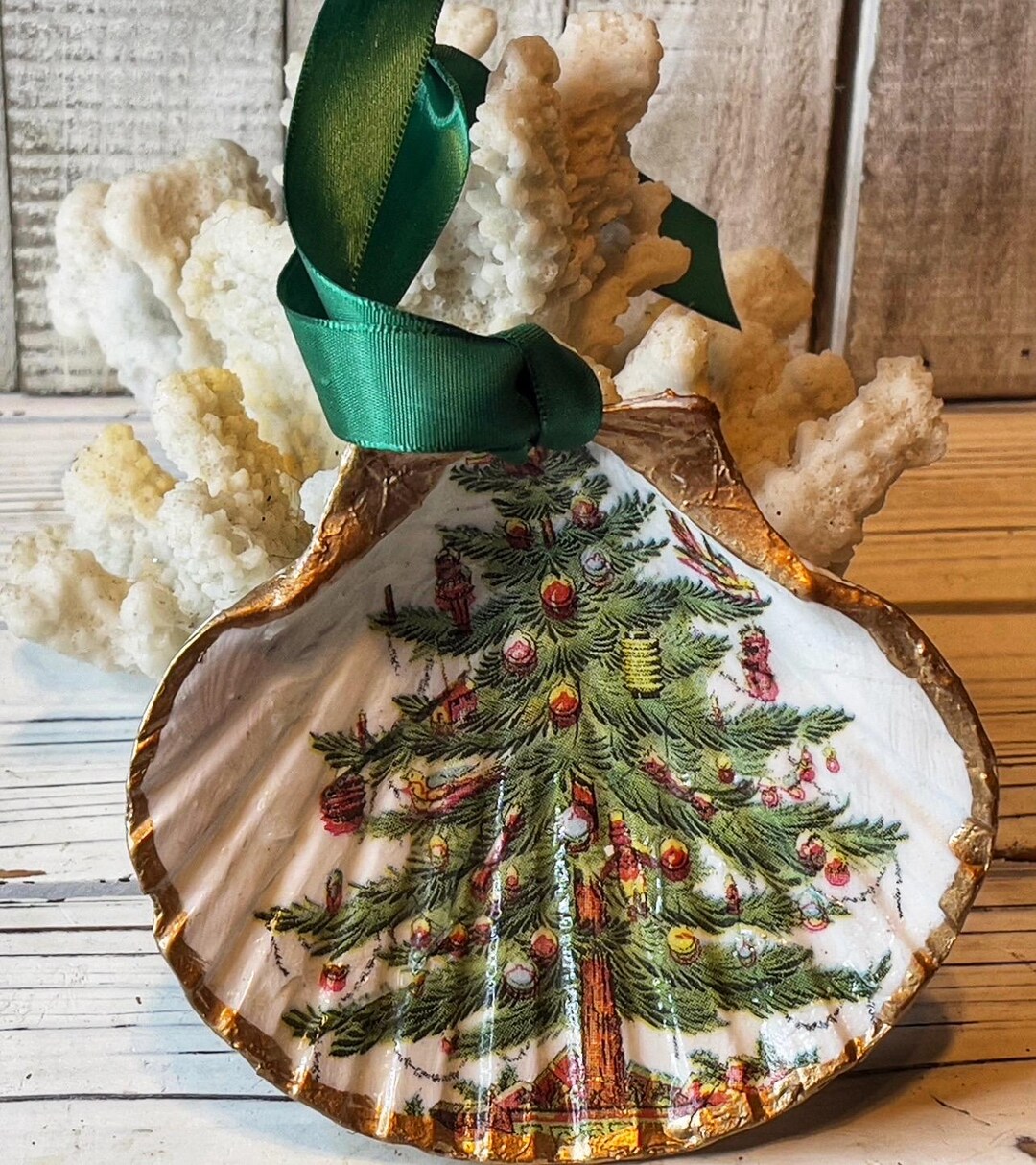 Bakers Clam Shell Ornament/christmas Tree Decoupaged Ornament ...