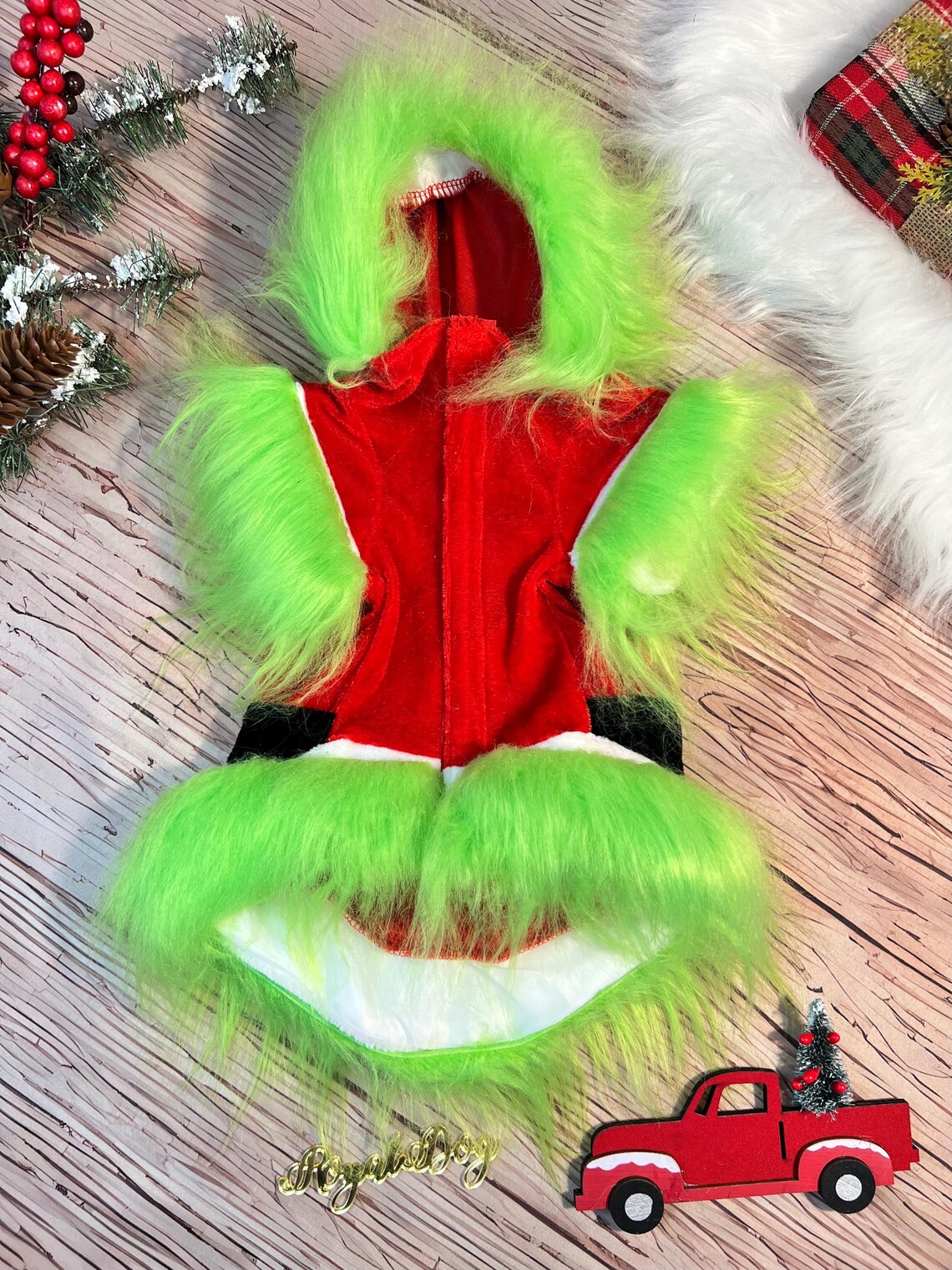 Festive Grinch-inspired Cape for Your Furry Friend, Fleece Dog Jacket ...