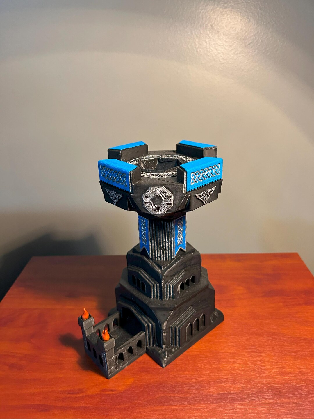 3D Printed, Hand-painted DND Dice Tower - Etsy