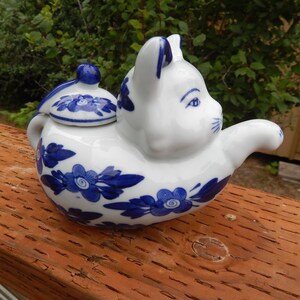 Seymour Mann China Blue Porcelain Cat Teapot - Etsy
