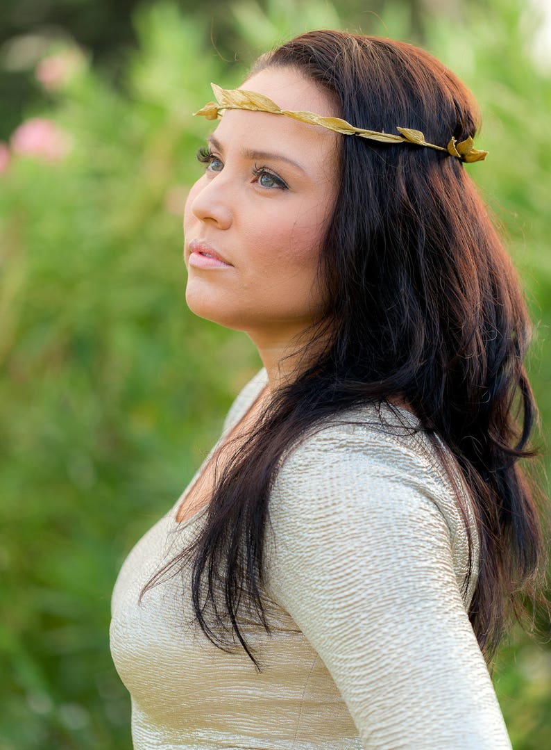 Minimalist Paper Leaf Crown: Simple & Classic - Etsy