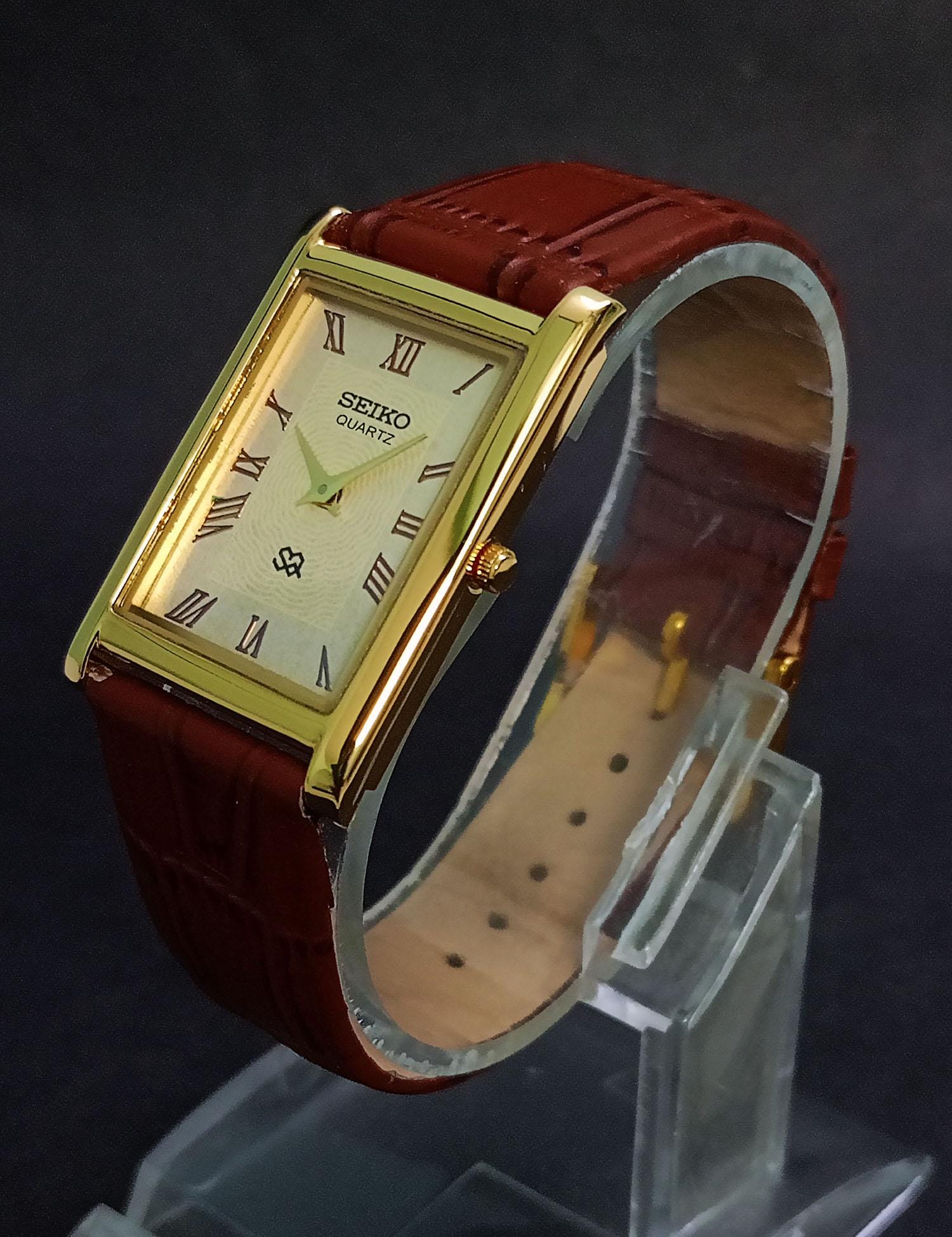 Vintage Seiko Tank Quartz Japanese Slim Roman Golden Dial 27mm Wristwatch - Etsy