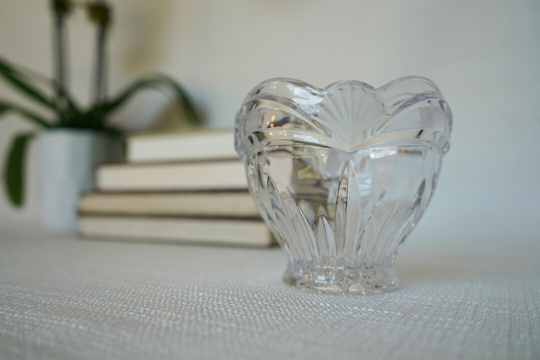 Vintage Studio Nova Crystal Bowl: Frosted Shell Coastal Decor - Etsy