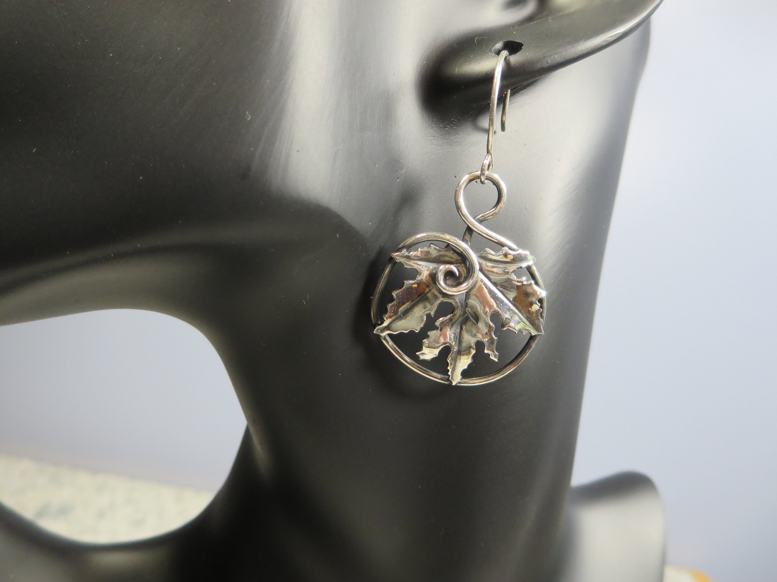 Large Sterling Silver Brutalist Maple Tendril Circle Earrings - Etsy