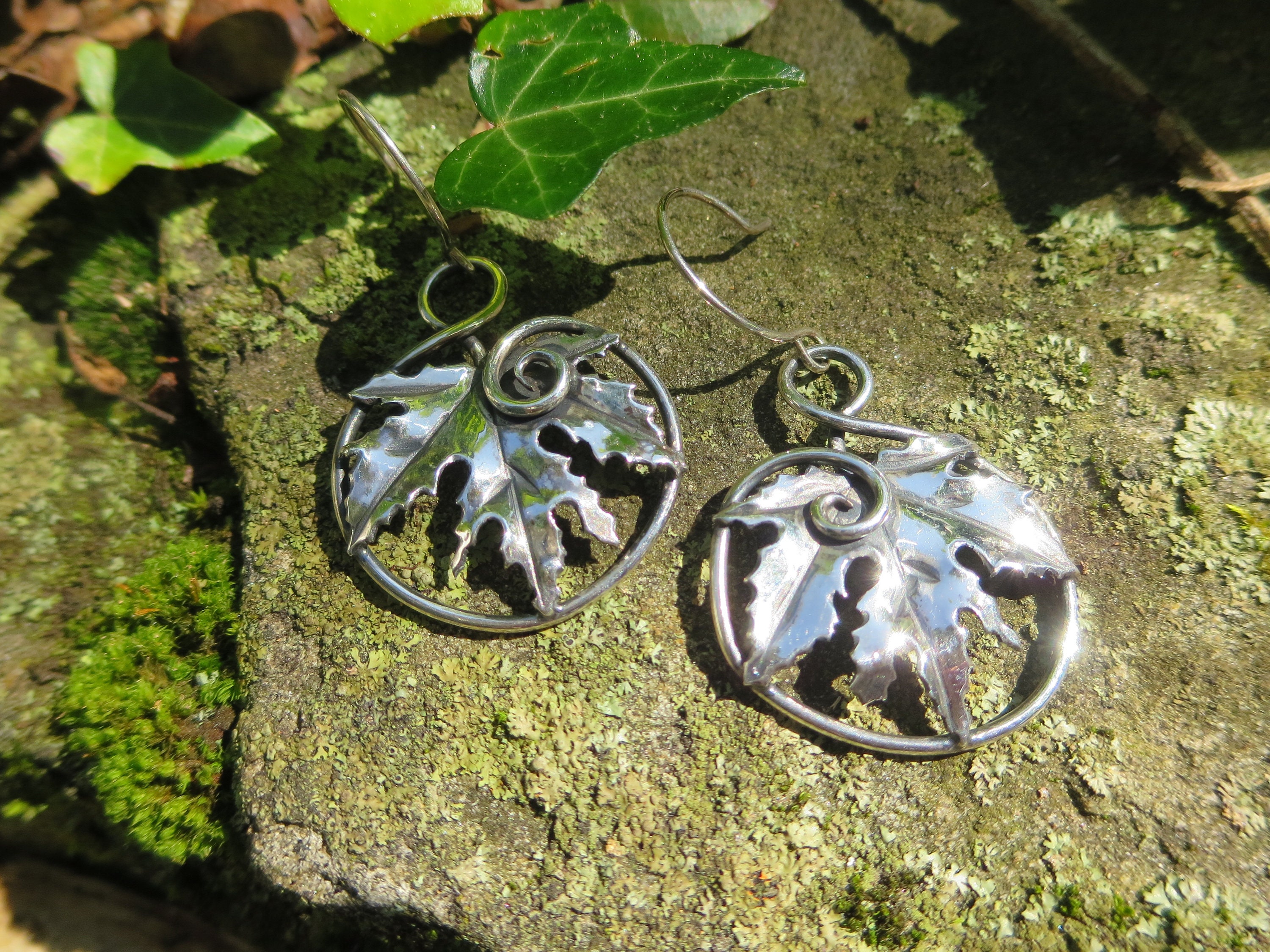 Large Sterling Silver Brutalist Maple Tendril Circle Earrings - Etsy