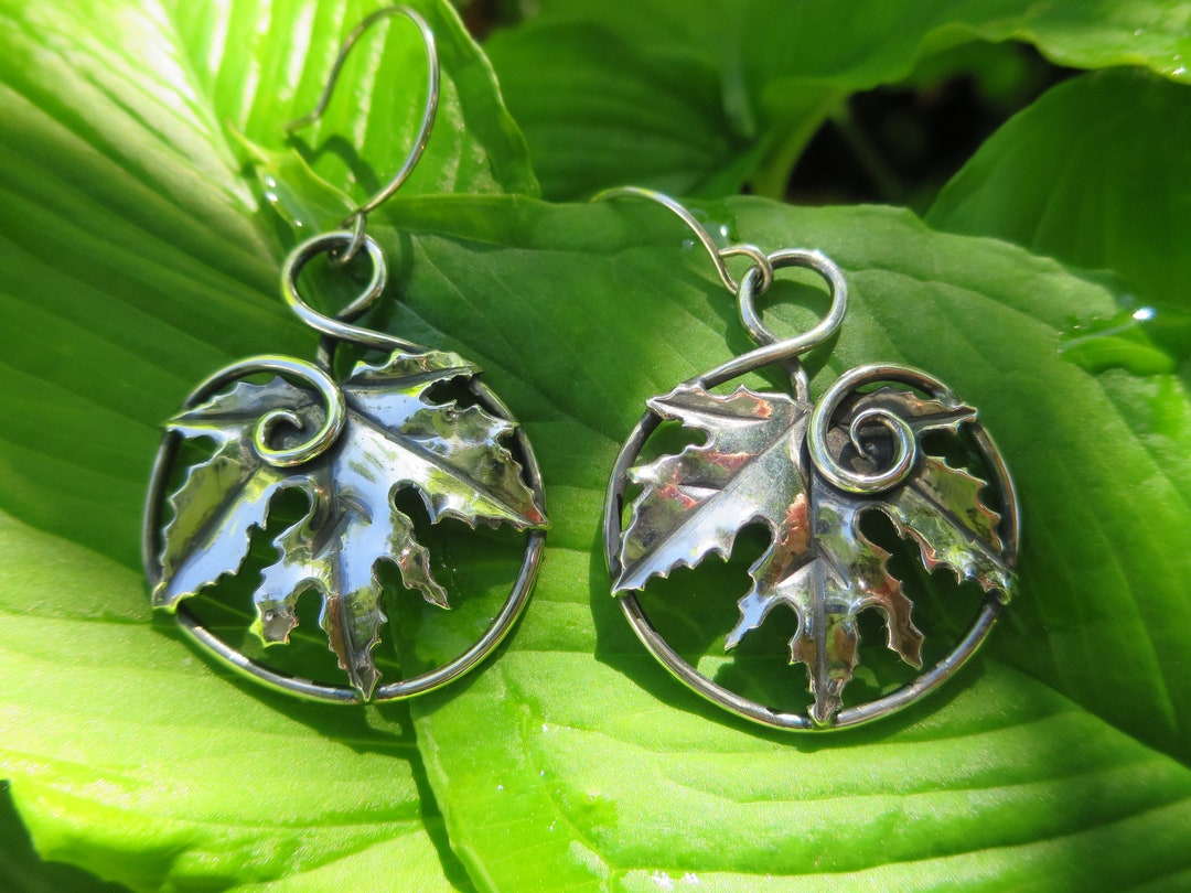 Large Sterling Silver Brutalist Maple Tendril Circle Earrings - Etsy