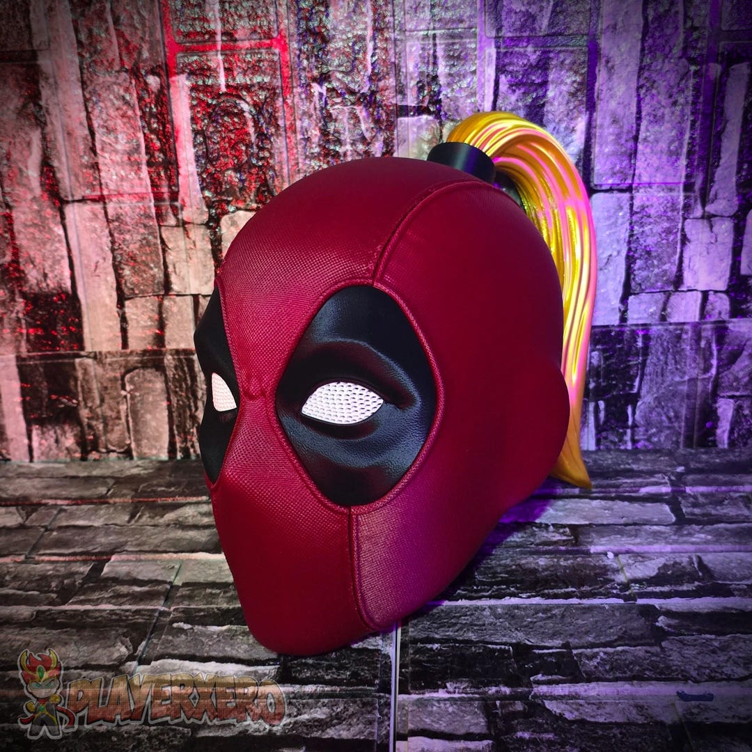 Lady Deadpool Cosplay Mask | 3D Printed Red Mask, Magnetic Eyes, Gold ...