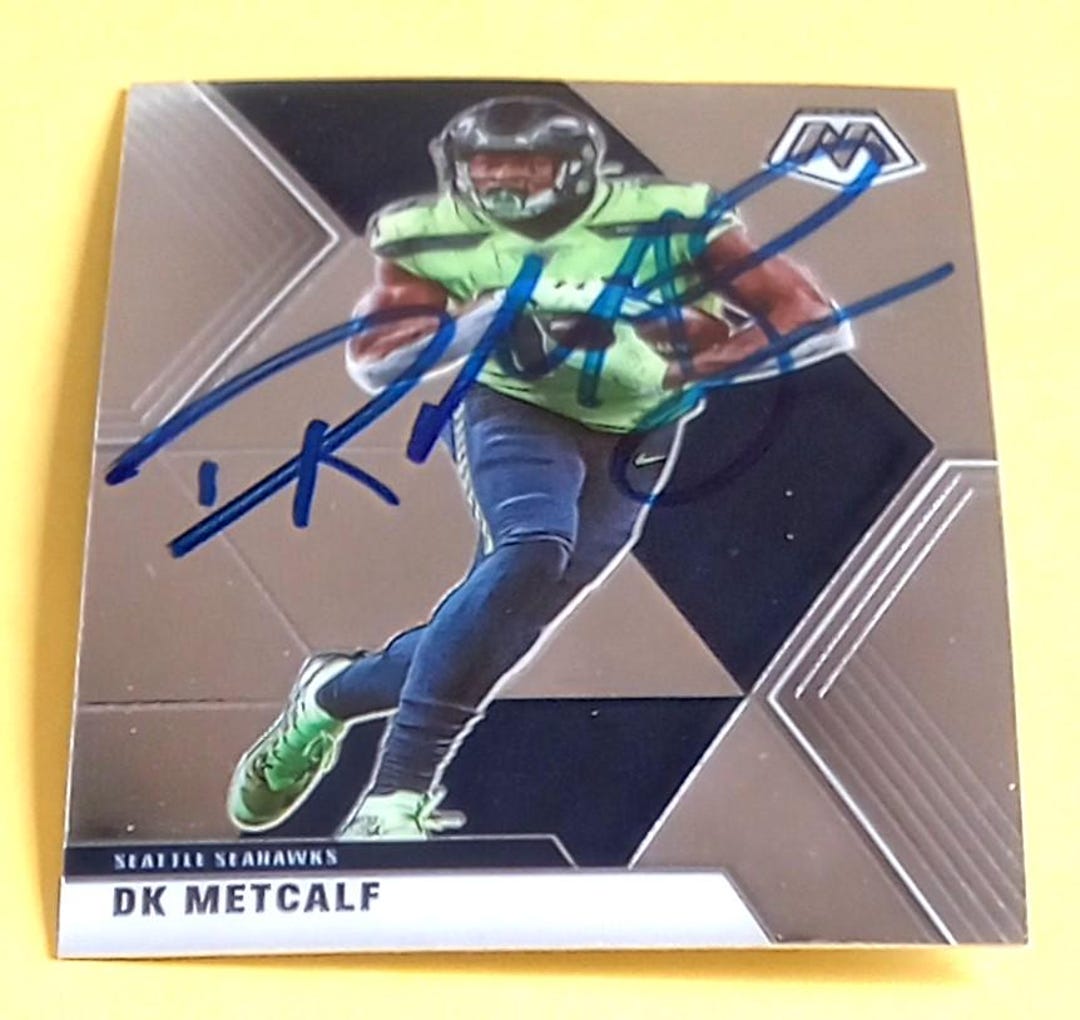 DK Metcalf Signed Autographed 2020 Panini Mosaic NFL Football Card With ...