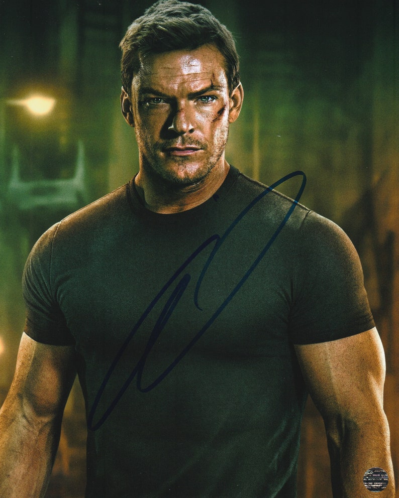 Alan Ritchson Signed Autographed Glossy 8x10 Photo Lifetime Coa ...