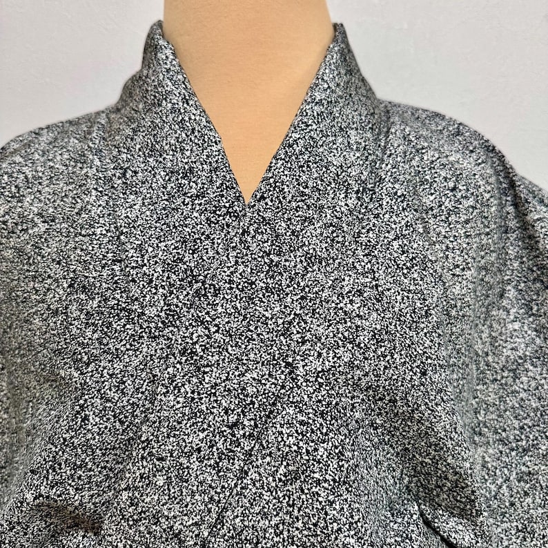 Japanese Vintage Silk Kimono - Signed Nidaime Koshin Hōmongi | Edo ...