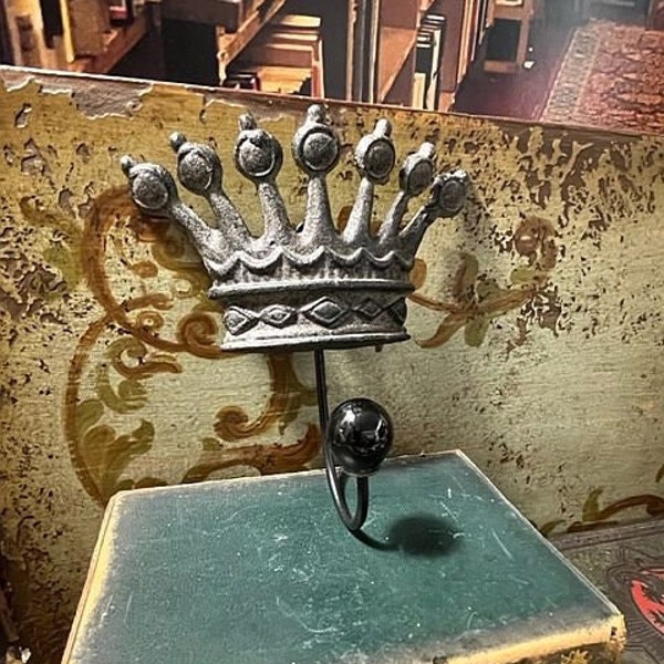 Crown Wall Plaque - Etsy