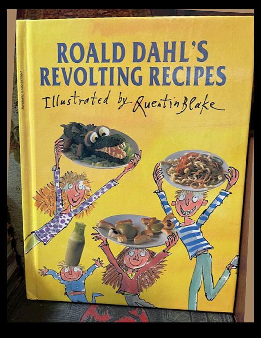 1995 Vintage Roald Dahl's Revolting Recipes HB Book 1st Scholastic ...