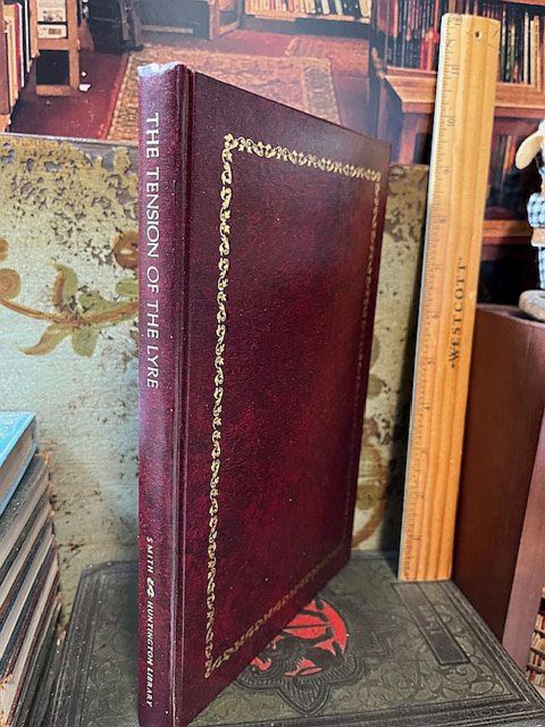 1981 the Tension of the Lyre Poetry in Shakespeare's Sonnets HB Book by ...