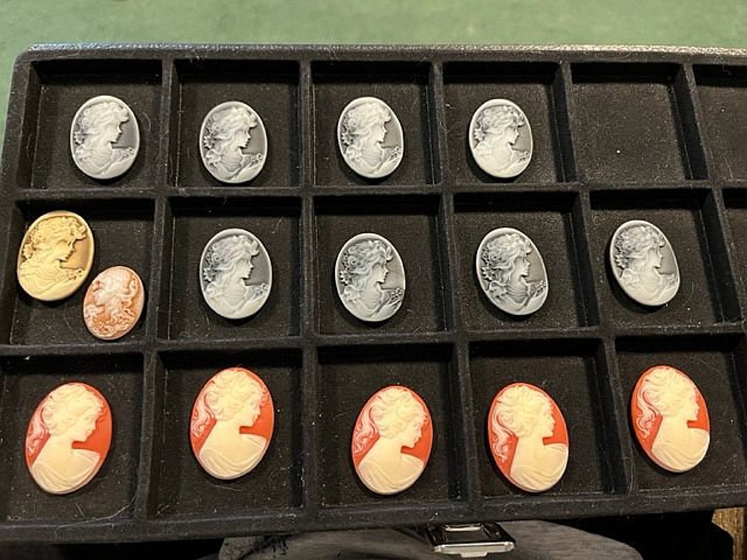 15 Vintage Plastic Cameos Cameo Cabochon LOT Jewelry Costume Jewelry ...