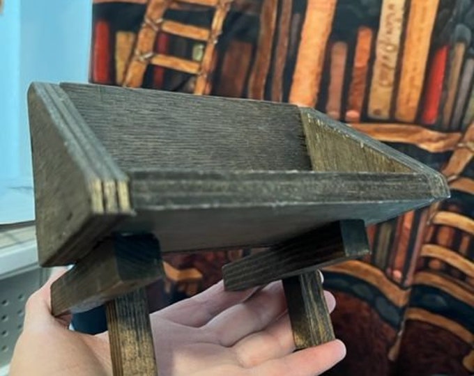 Vintage Wooden Manger Bed for Jesus Nativity Holy Family Baby Jesus ...