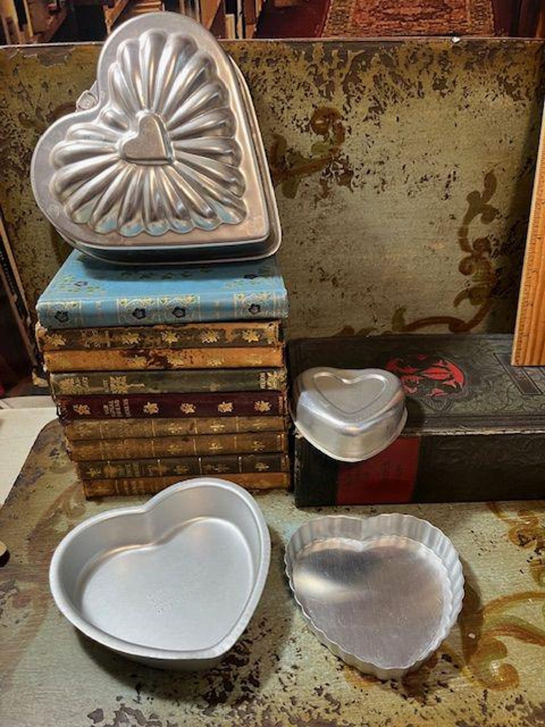 Lot of 4 Vintage Heart Mold Pan S Kitchen Valentines Day Valentine ...