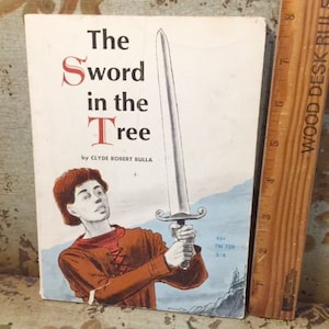 Vintage the Sword in the Tree 1965 Scholastic PB Book TW 759 TW759 - Etsy