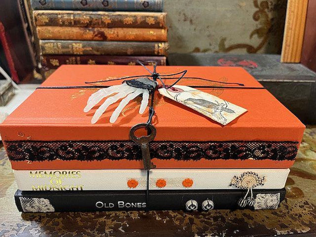 Vintage Halloween Scary Book Bundle Skeleton Glow in the Dark Hand ...
