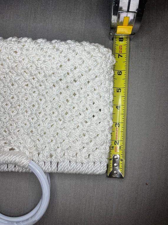 1970s White Macrame Purse With Round Handles - Gem