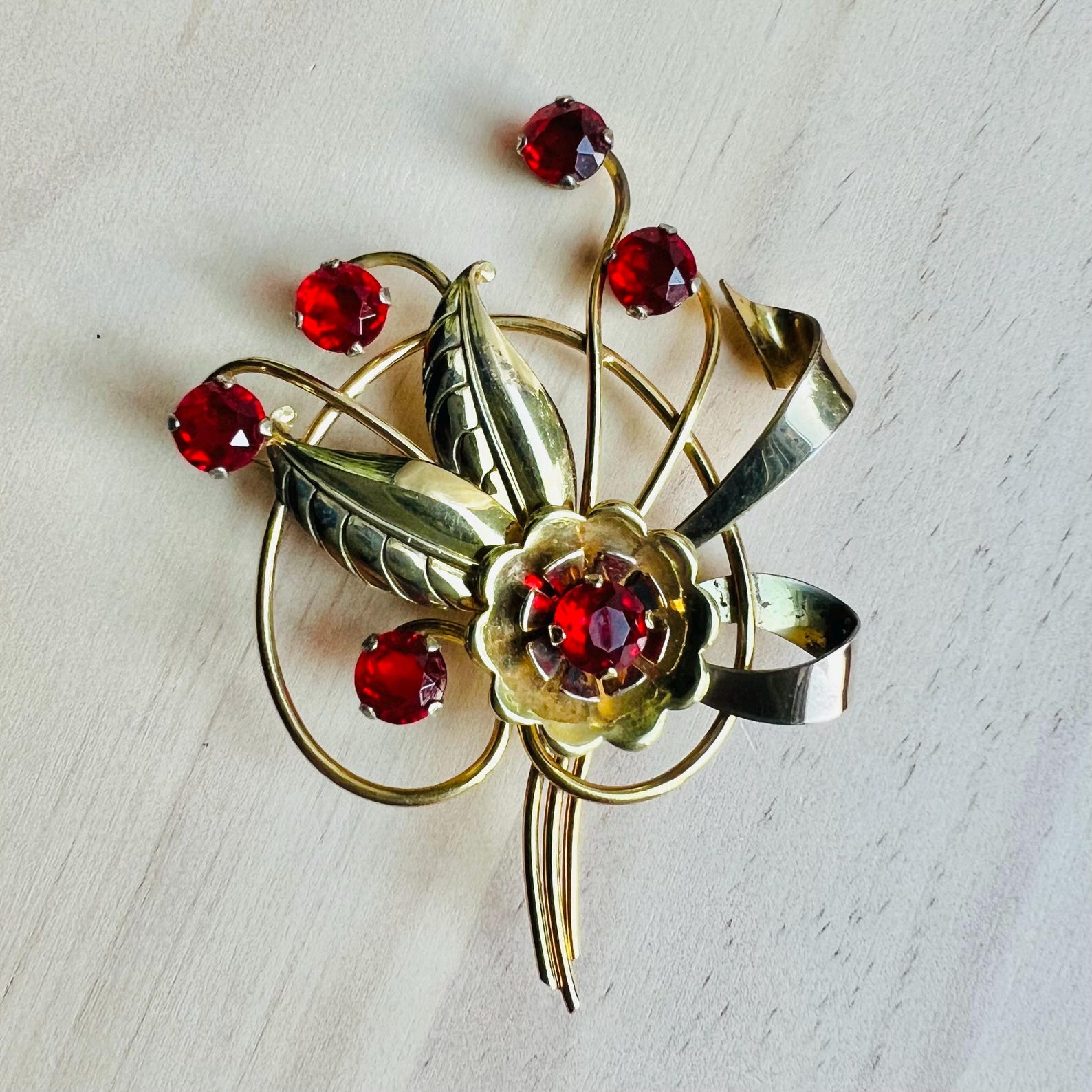 Vintage 1940s Harry Iskin 12K Gold Filled Red Garnet Crystal Flower ...
